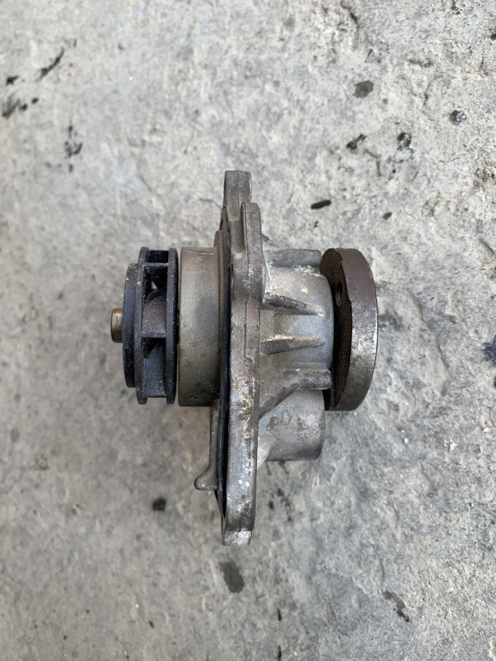 24405896 ПОМПА ВОДЯНАЯ AVEO, CRUZE 1,4-1,8 GM | Запчасти на DRIVE2