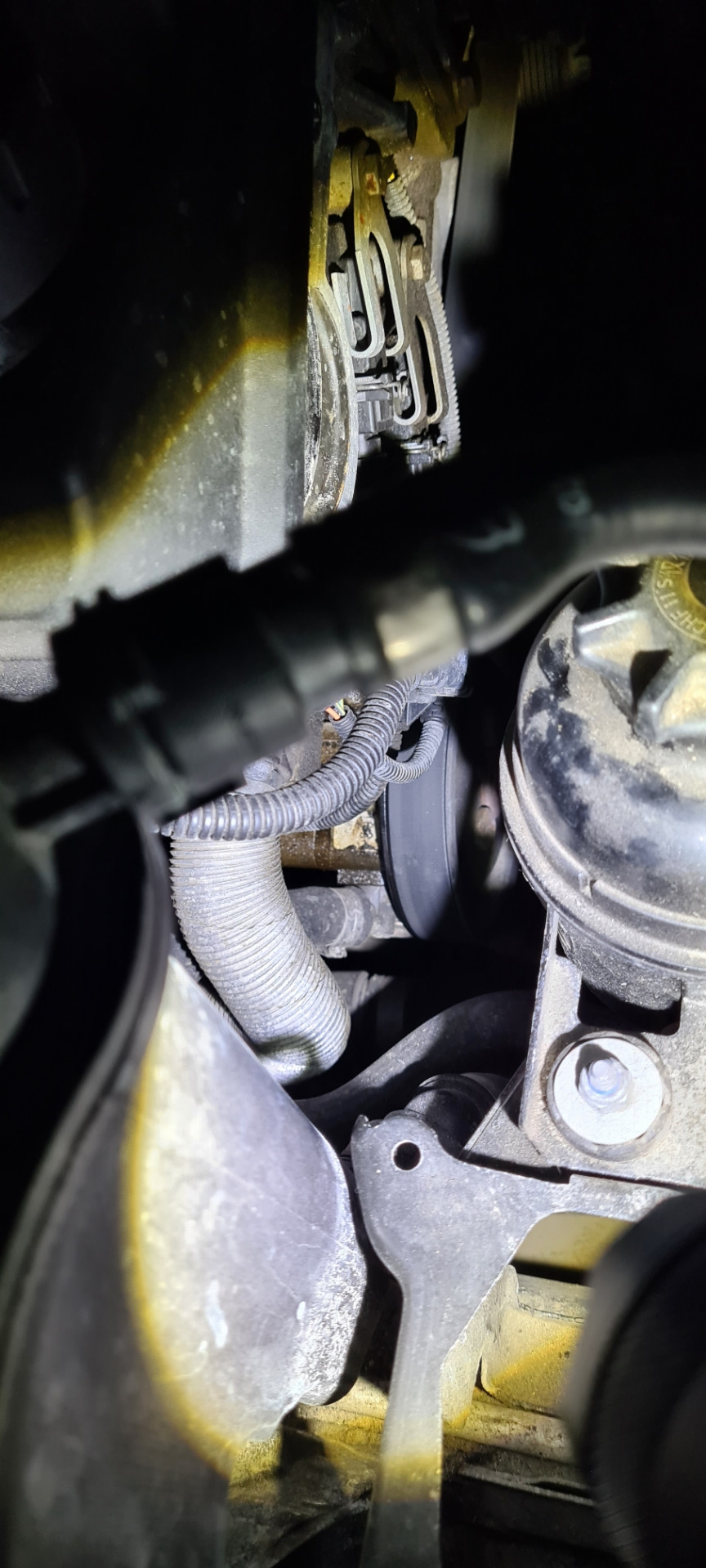 Подтеки на помпе! ошибка p0599 — BMW X1 (E84), 2 л, 2011 года | поломка | DRIVE2