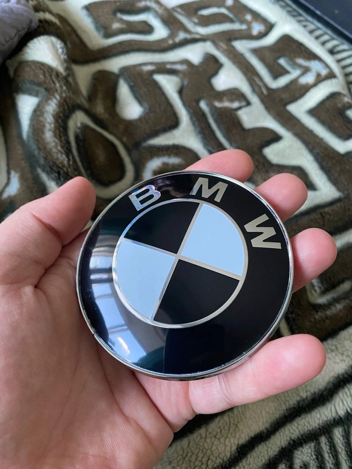 Logo BMW — BMW 5 series (E39), 2,8 л, 1997 года | другое | DRIVE2