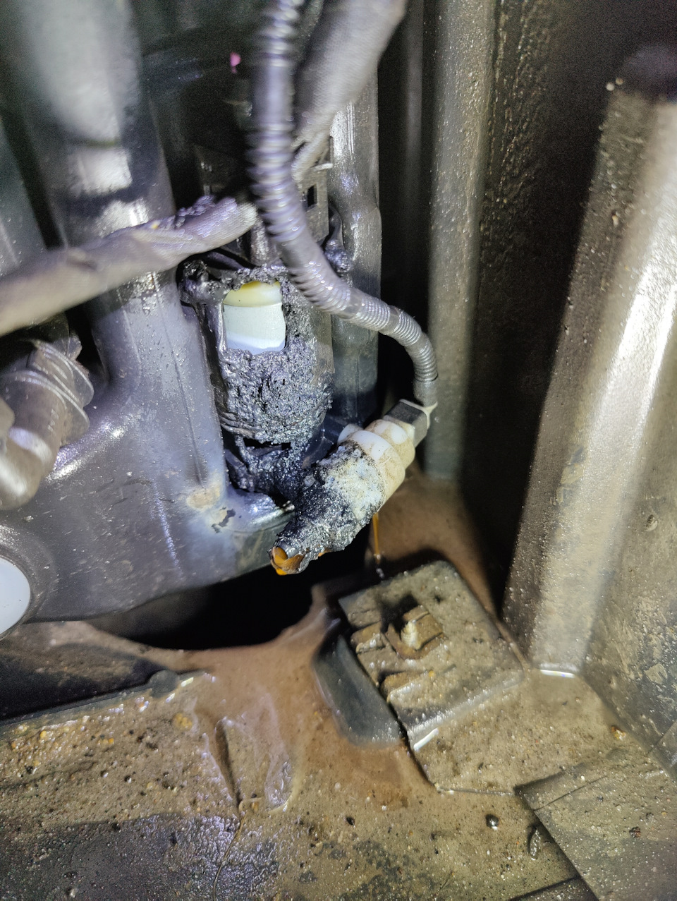 Ремонт: Подогрев шланга форсунок омывателя стекла — Mercedes-Benz B ...