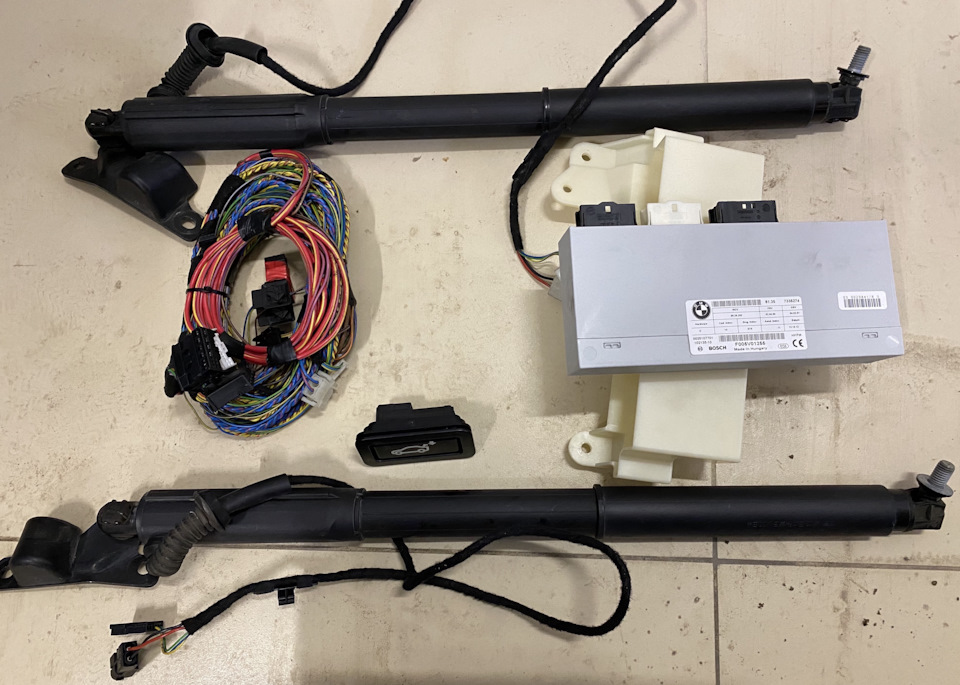 Автомат подъёма крышки багажника (HKL) — BMW X5 (E70), 3 л, 2010 года ...