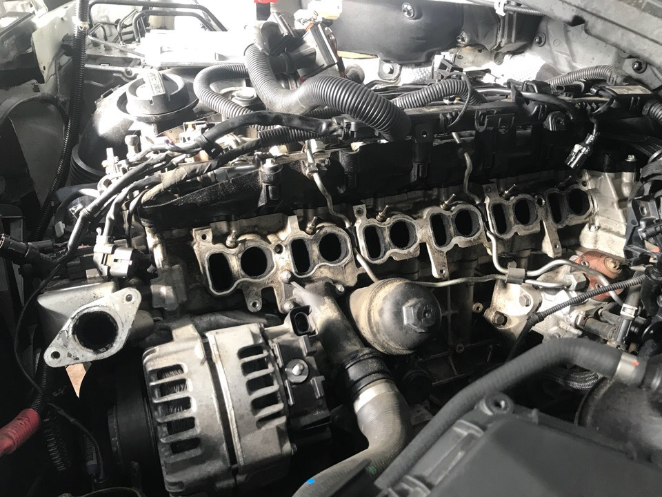 Первое ТО — Volkswagen Touareg (2G), 3 л, 2012 года | плановое ТО | DRIVE2