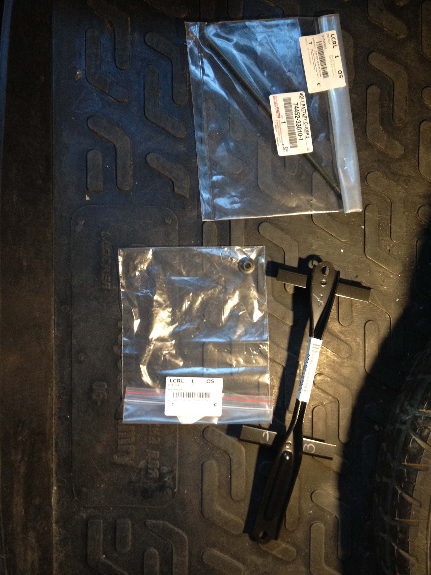 Крепление АКБ — Toyota Camry (XV40), 2,4 л, 2007 года | своими руками ...