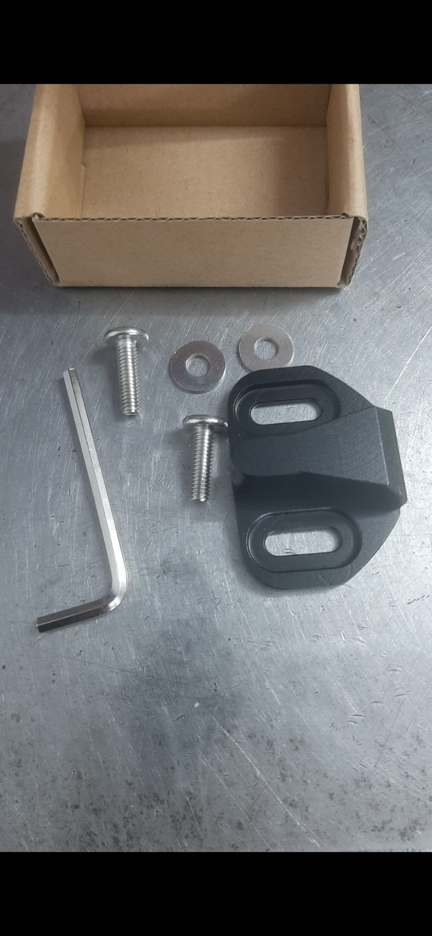 Замена стопора задней двери и направляющей. — Toyota RAV4 (III), 2 л ...