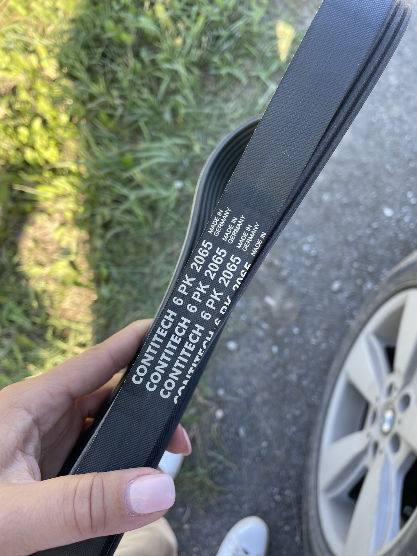 Замена обводного ремня и роликов — BMW X3 (E83), 3 л, 2004 года ...