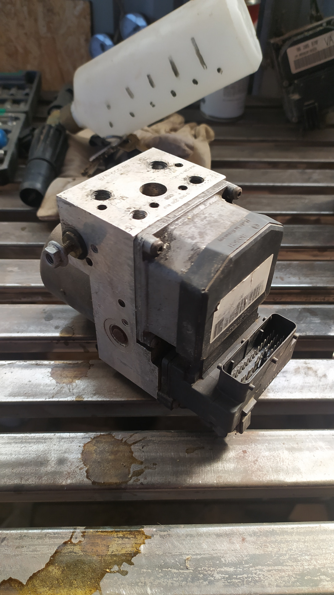 Было просто ABS, теперь ABS+TCS — Daewoo Leganza, 2,2 л, 2001 года | своими руками | DRIVE2