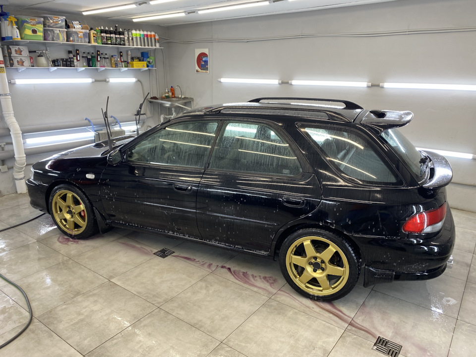 Подготовка к поездке в СПБ, восстановительная полировка кузова ...