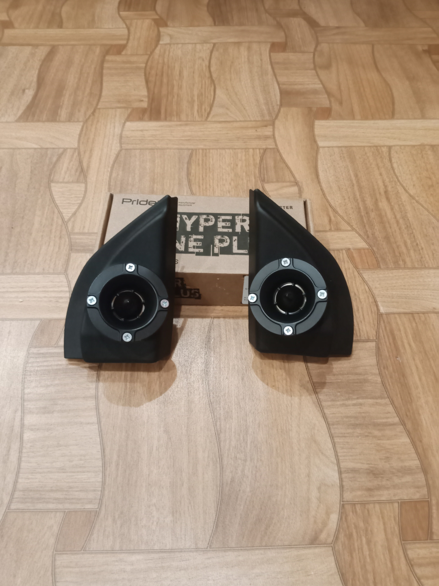 Неизменно Pride Hyper Tone Plus Премке в уголки зеркал . — Toyota Premio (T260), 1,5 л, 2010 ...