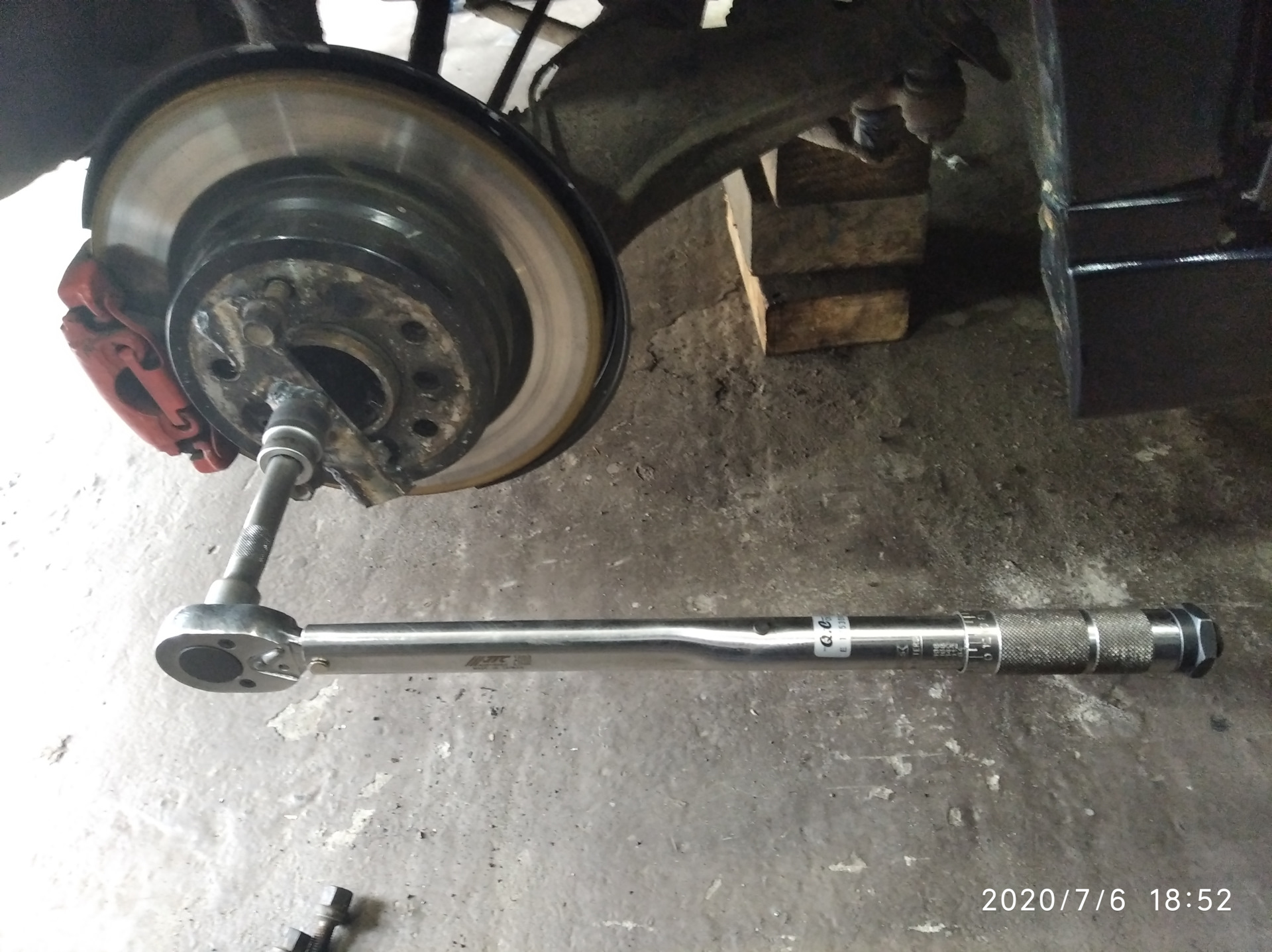 Замер преднатяга блокировки редуктора 188тип — BMW 5 series (E34), 2 л ...