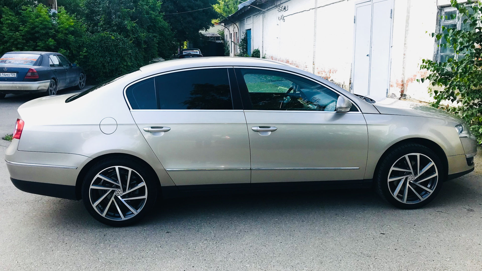 Volkswagen Passat B6 2.0 бензиновый 2006 | 2.0 fsi на DRIVE2