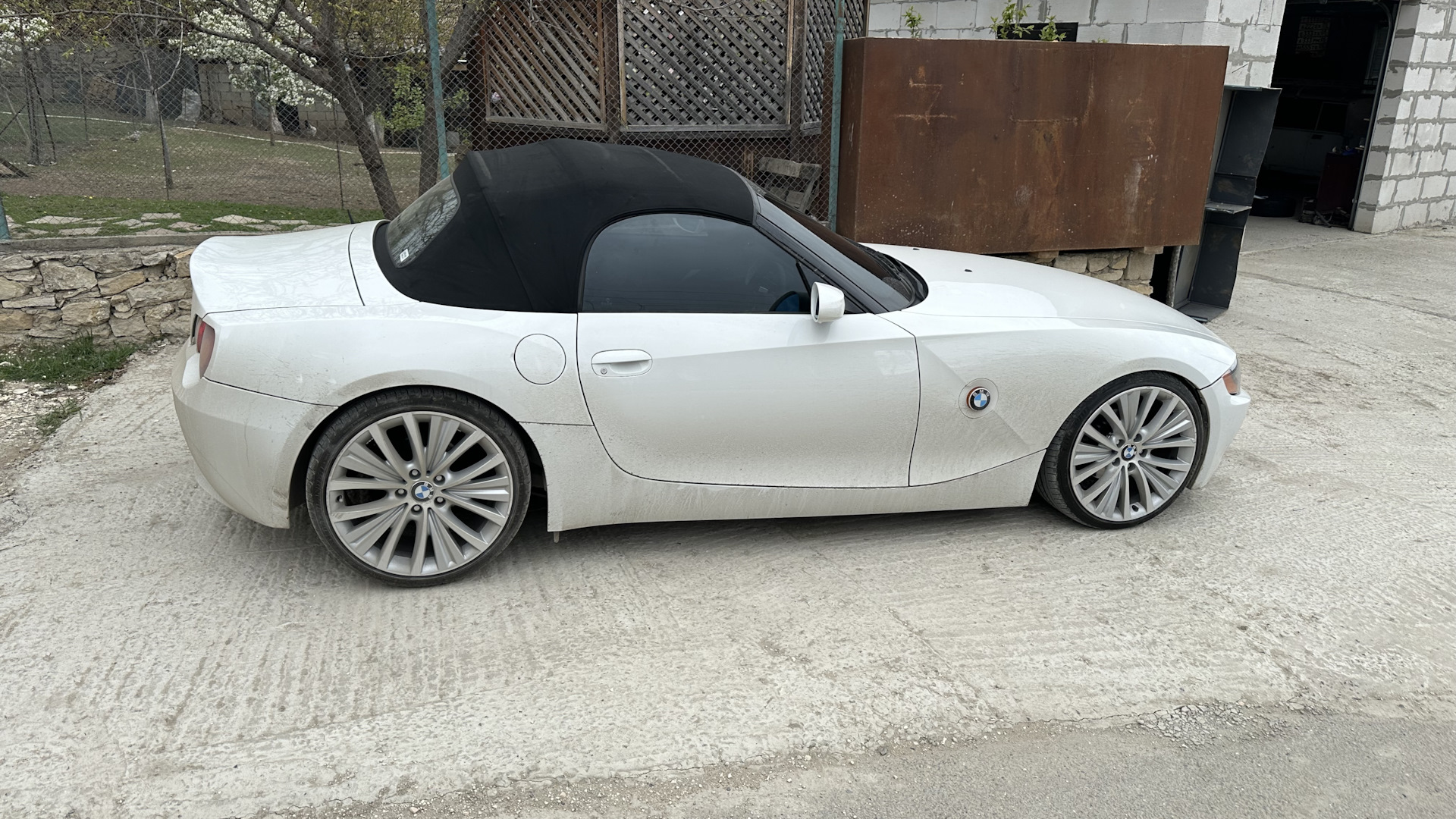 BMW Z4 (E85) 2.2 бензиновый 2003 | на DRIVE2