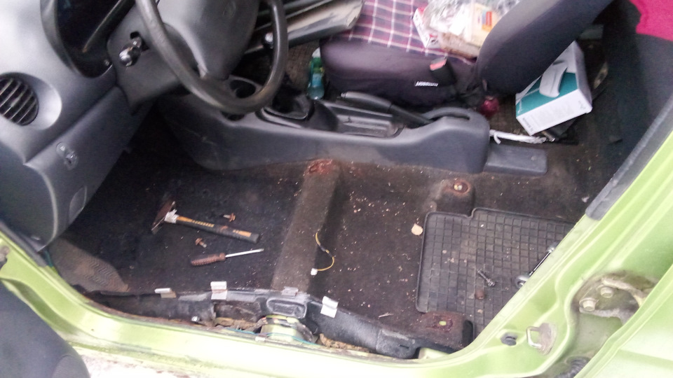 Открытие багажника из салона Part2 — Daewoo Matiz (M100/M150), 0,8 л ...