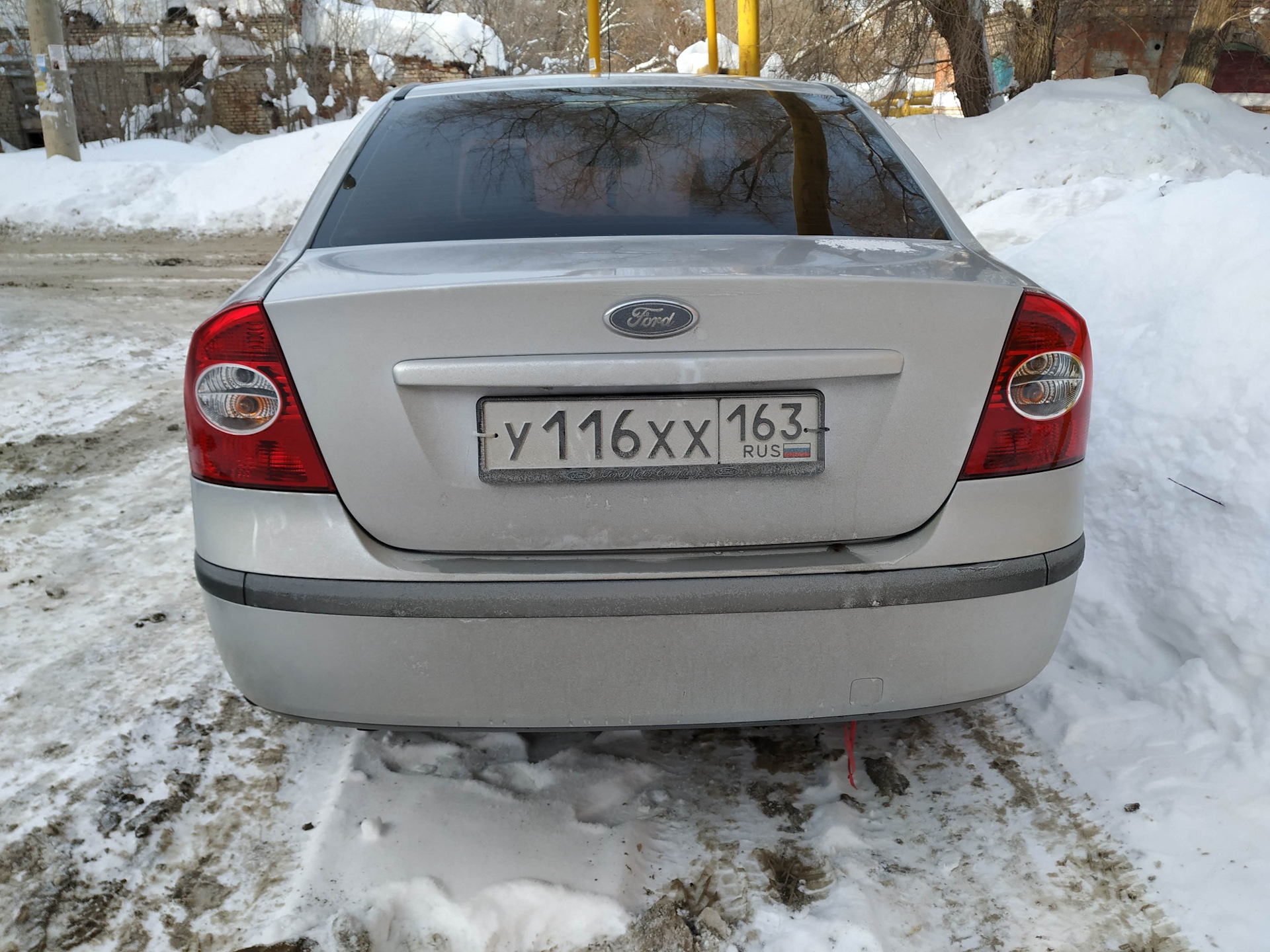 Замена задних фонарей — Ford Focus Sedan II, 1,6 л, 2007 года | своими руками | DRIVE2
