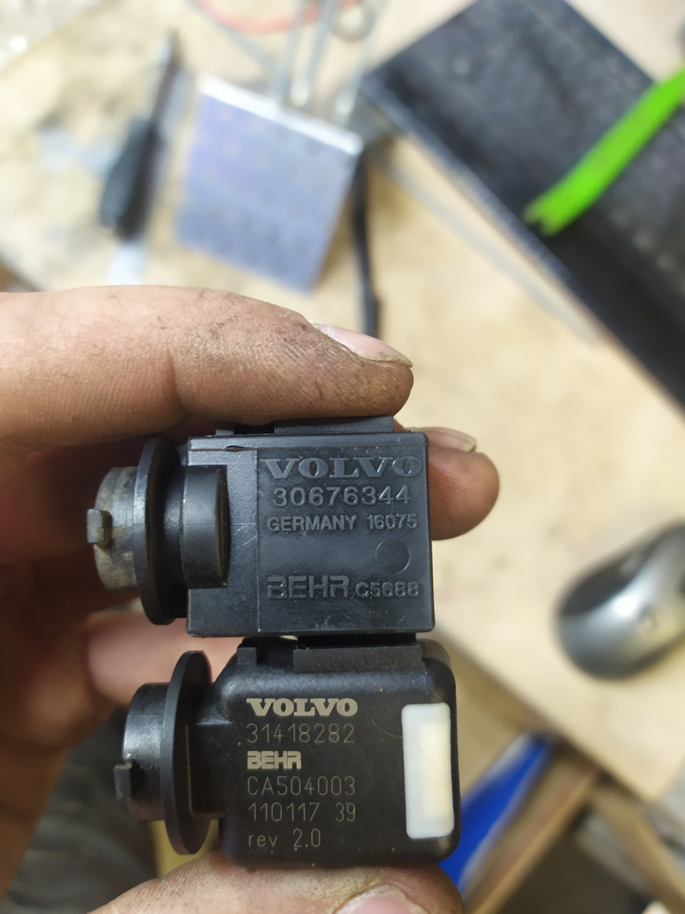 30676344 Датчик температуры воздуха Volvo | Запчасти на DRIVE2