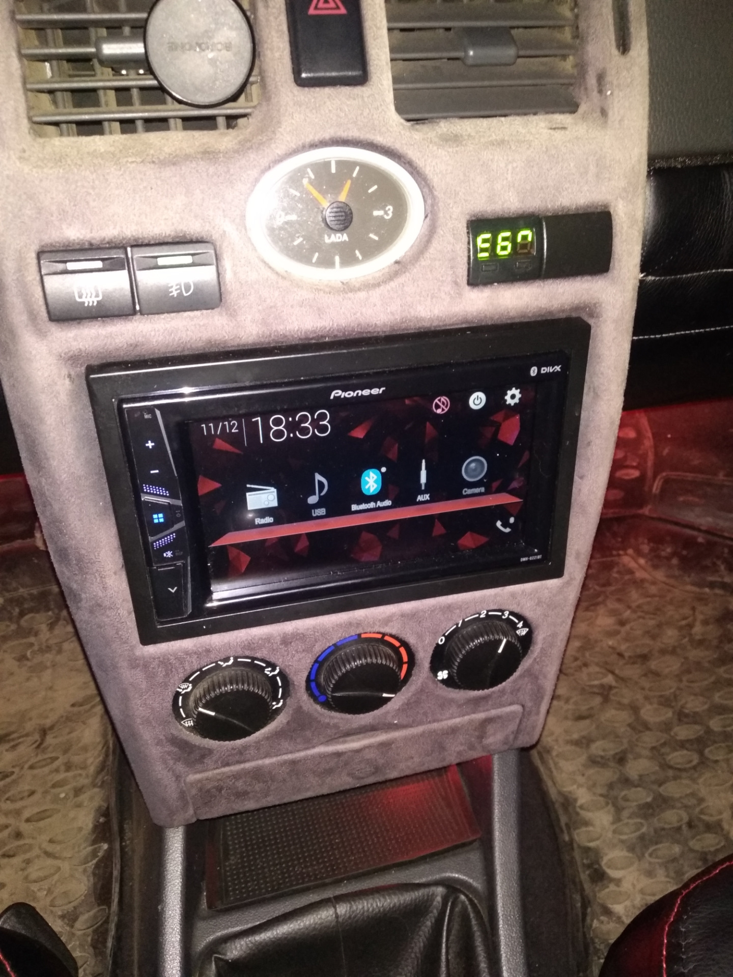 Обновки — Lada Приора хэтчбек, 1,6 л, 2011 года | аксессуары | DRIVE2