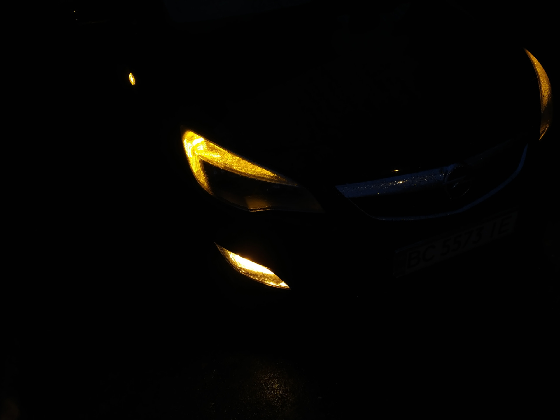 Led лампочки в габариты/ДХО — Opel Astra J, 1,6 л., 2011 года ...