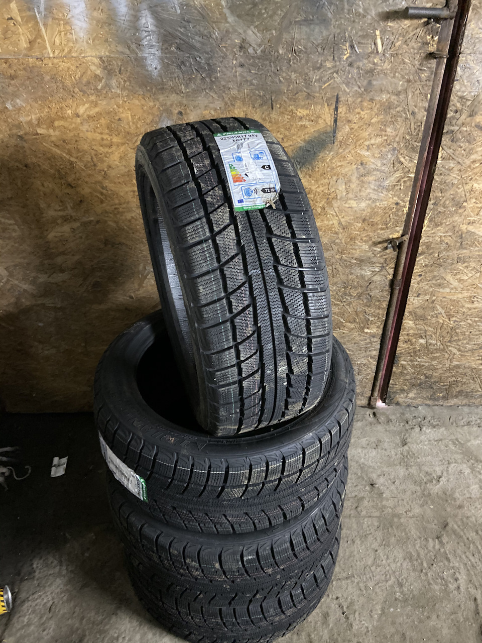 Зима. Triangle TR 777 — Lexus IS I, 2 л, 1999 года | шины | DRIVE2