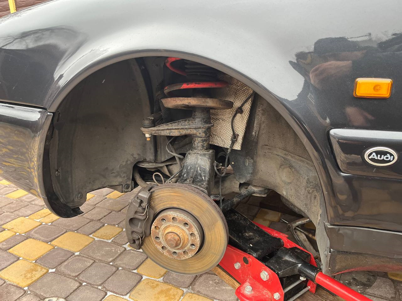 Подкрылок s6c4 — Audi A6 (C4), 2,8 л, 1996 года | запчасти | DRIVE2