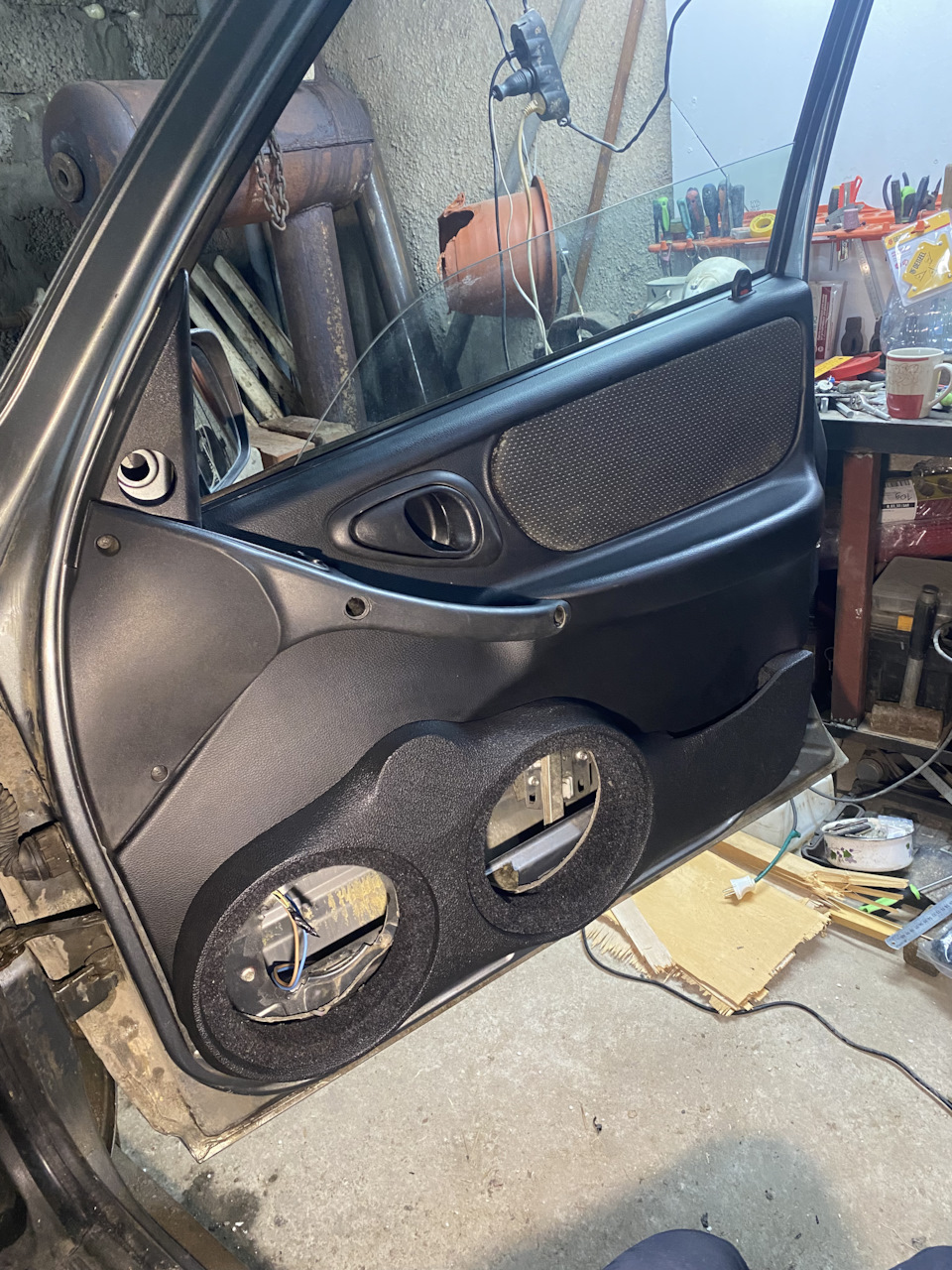 Автозвук в Ниву Шевроле — Chevrolet Niva GLX, 1,6 л, 2010 года ...