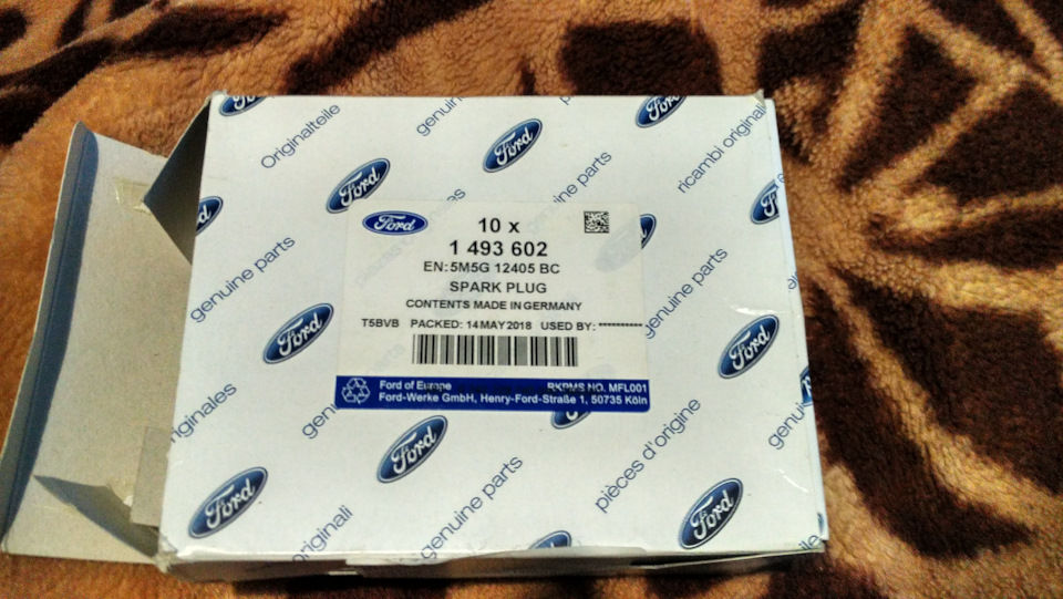 Замена свечей и чистка дросселя — Ford Focus Hatchback II, 1,6 л, 2008 ...