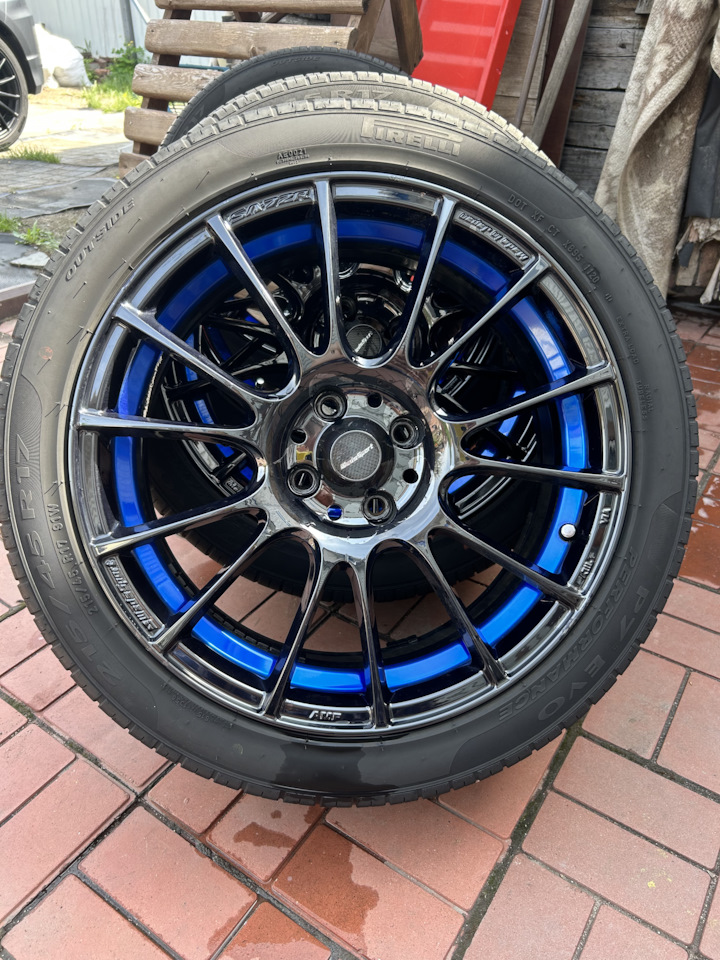 Шины летние Pirelli 215/45 R17, литые диски Weds 7Jx17 ET42 4x100 на ...