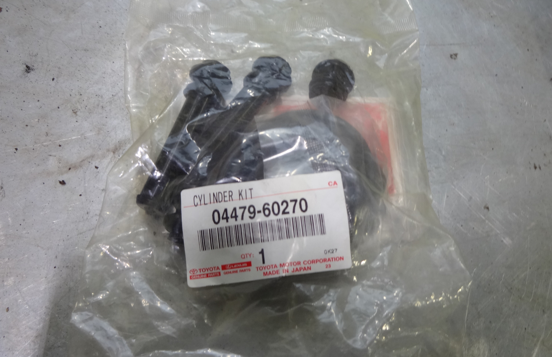 Готовимся к зиме-2: Обслуживание торм.систем + замена задн. колодок ...