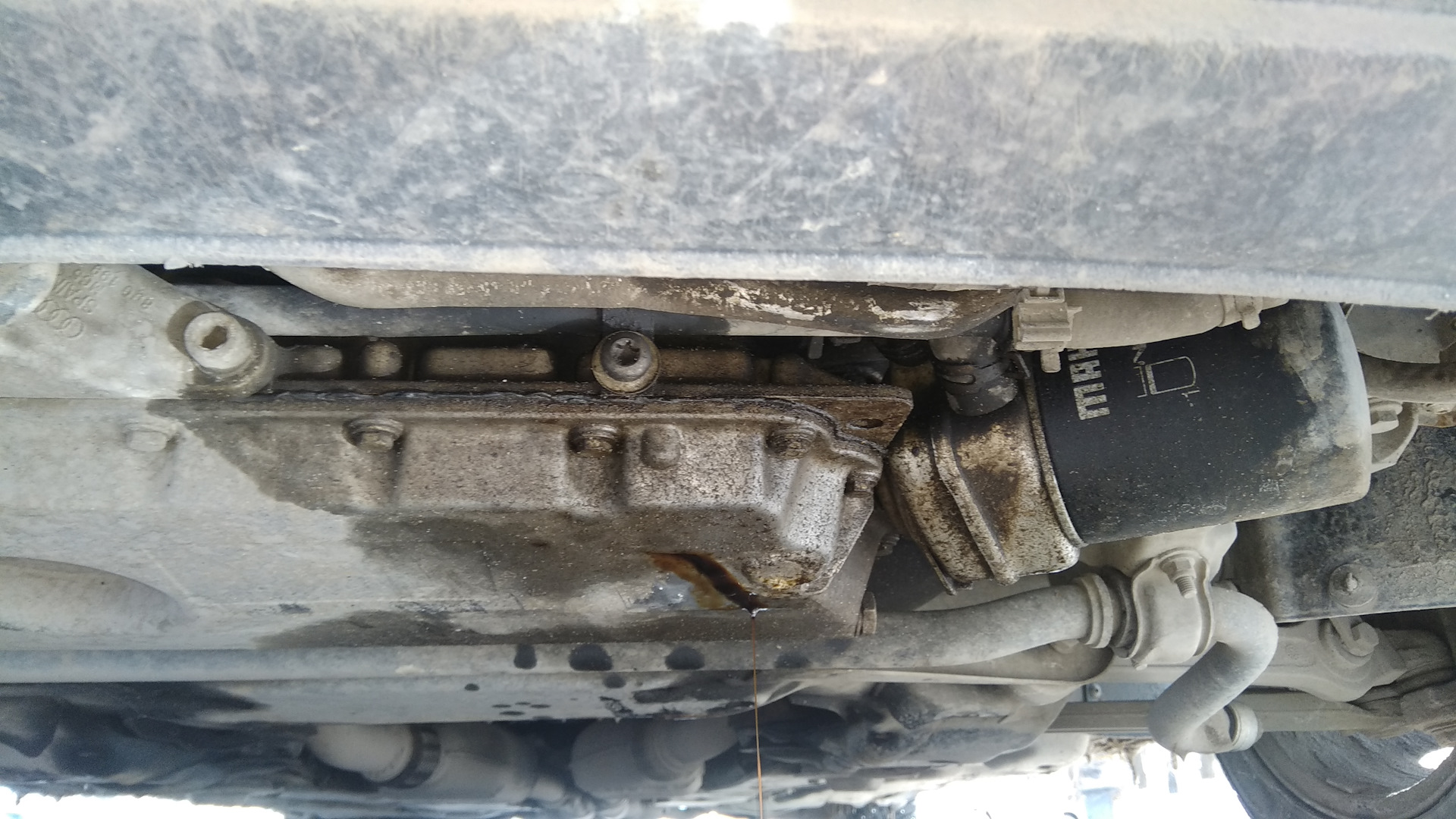 Потеря масла №3 или везение как утопленнику — Audi A6 (C5), 2,4 л, 1998 ...