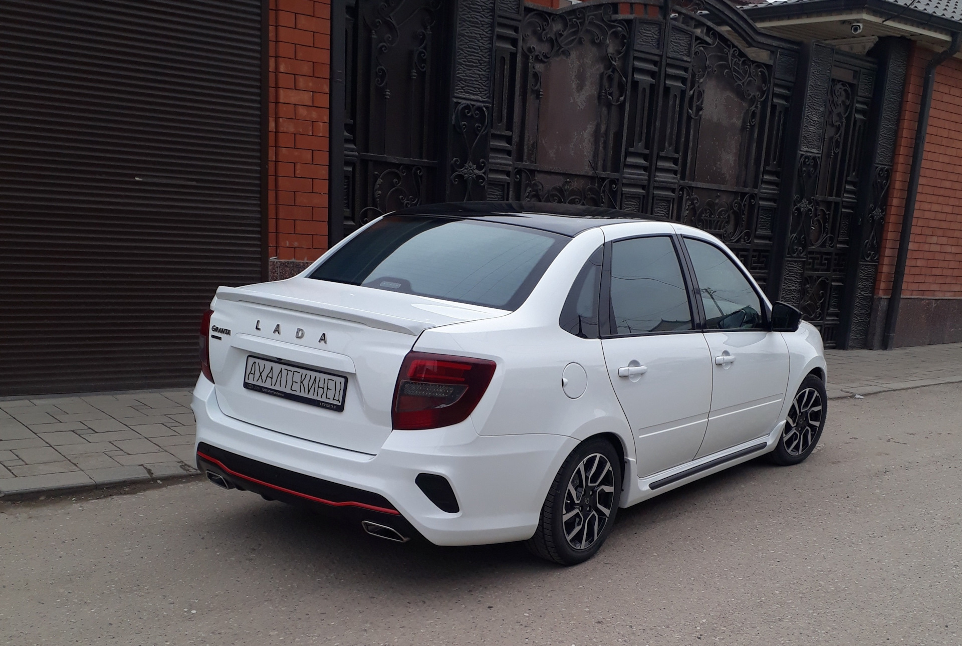 Диодные задние фонари. Небольшая запись — Lada Гранта (2G) FL, 1,6 л ...