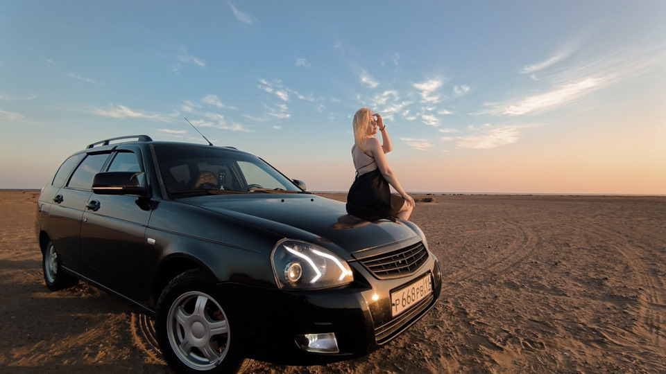Вагончик с Анной, на песчаном берегу 🤩😍 — Сообщество «Girls & Cars» на ...