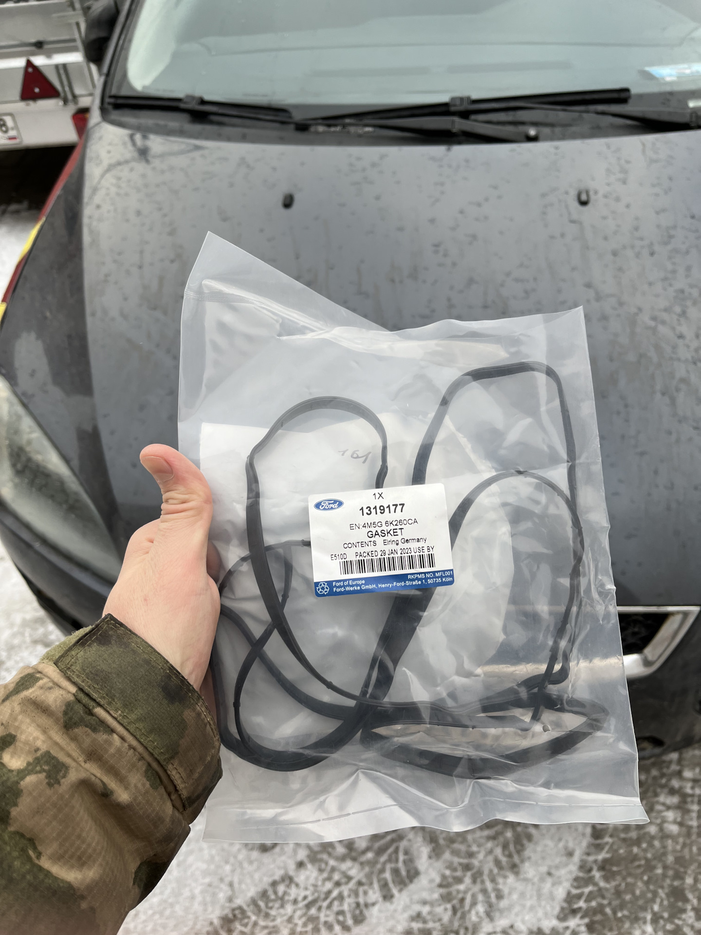 Прокладка клапанной крышки — Ford Focus Sedan II, 1,4 л, 2006 года ...