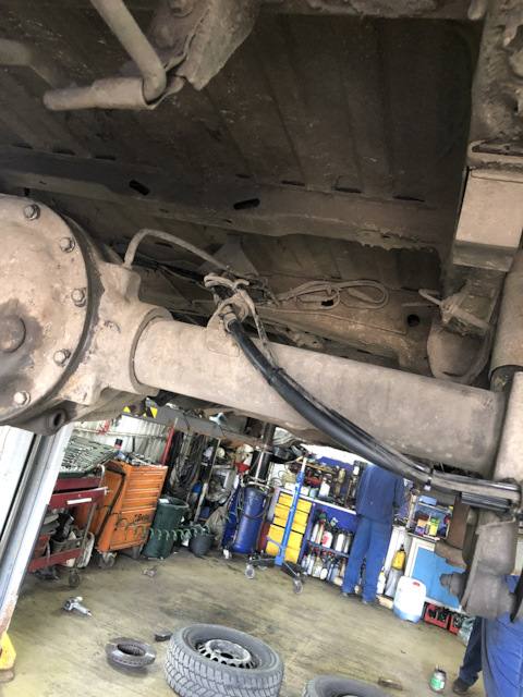 A9064206885 Трос тормозной Mercedes | Запчасти на DRIVE2