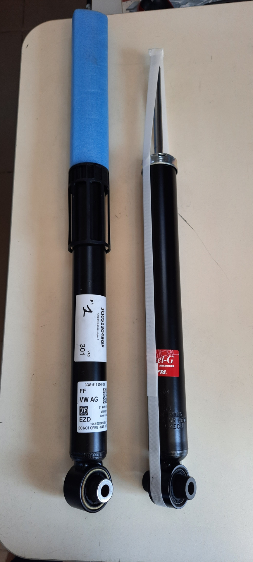 Замена амортизаторов и передних стоек — Volkswagen Passat Variant (B8 ...