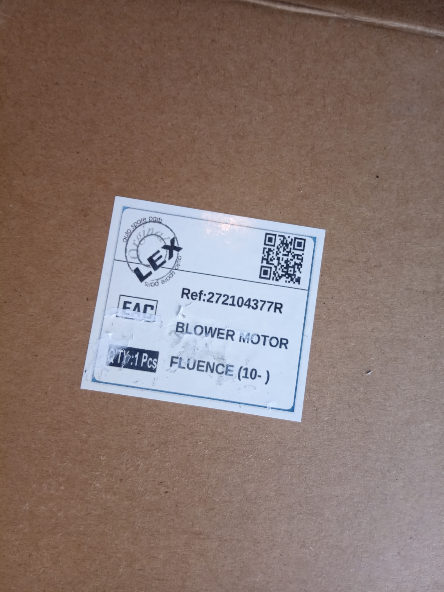 Замена вентилятора печки — Renault Fluence, 1,6 л, 2011 года | запчасти ...