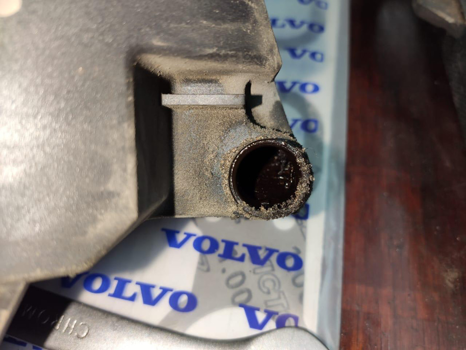 Чистка ВКГ — Volvo S60 (1G), 2,5 л, 2007 года | визит на сервис | DRIVE2