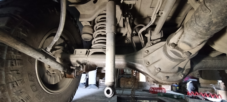 ЛИФТ задней подвески (пружины Фобос +50 от уаз ). — Isuzu Bighorn (II ...