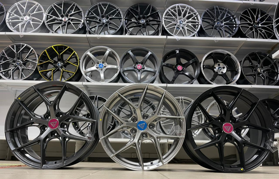 Товар №15 — WheeLegend VLF20 в 18 диаметре ( ОТПРАВКА В РЕГИОНЫ) — iPeopleWheels на DRIVE2