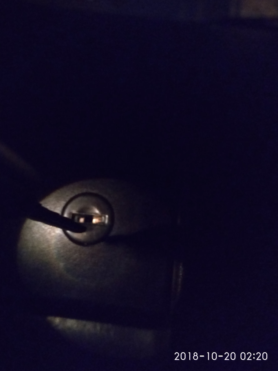 Ключ с подсветкой — Volkswagen Passat Variant (B3), 1,6 л, 1989 года ...