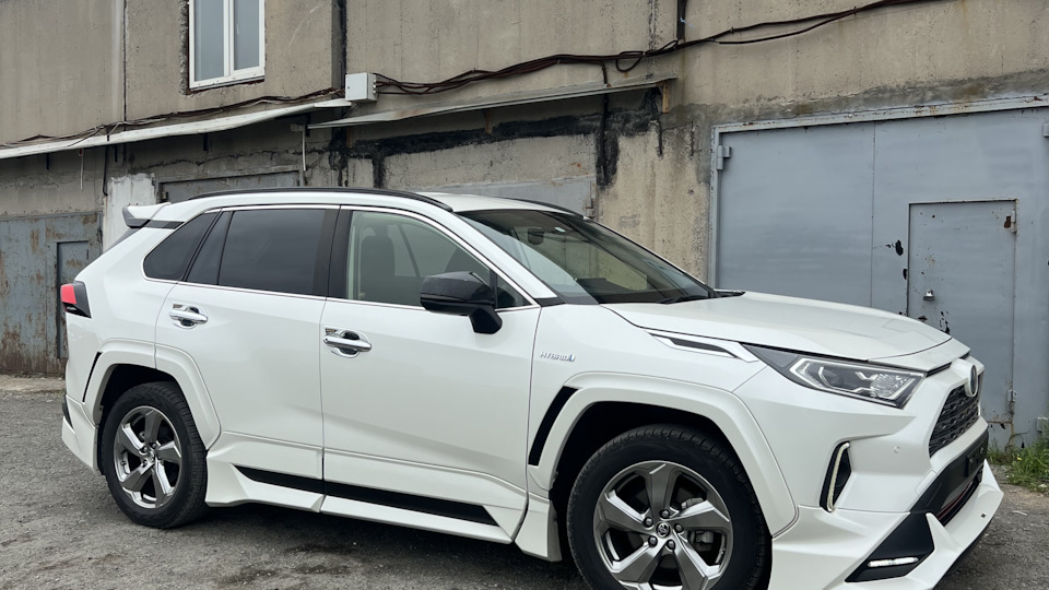 Toyota RAV4 Hybrid (5G) 2.5 гибридный 2019 | TRD на DRIVE2