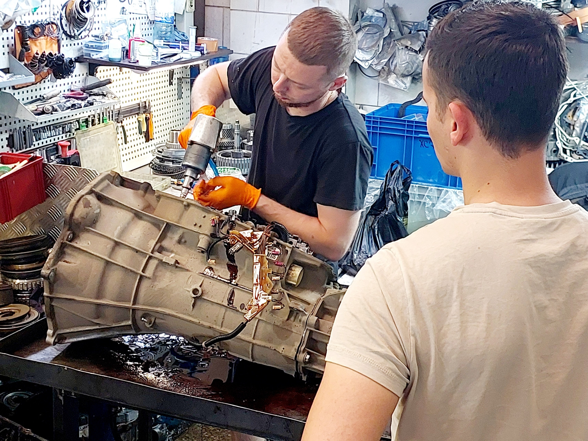 Ремонт АКПП 8L90 Chevrolet Tahoe (ошибки: P0700, P0747) — ZF-Expert на ...