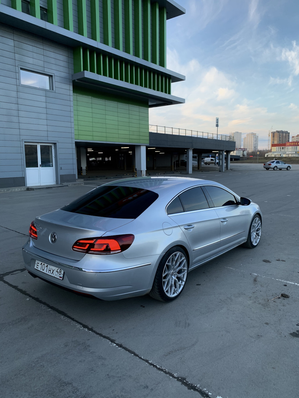 #32 Переобулся на лето R19 — Volkswagen Passat CC, 1,8 л, 2013 года | колёсные диски | DRIVE2