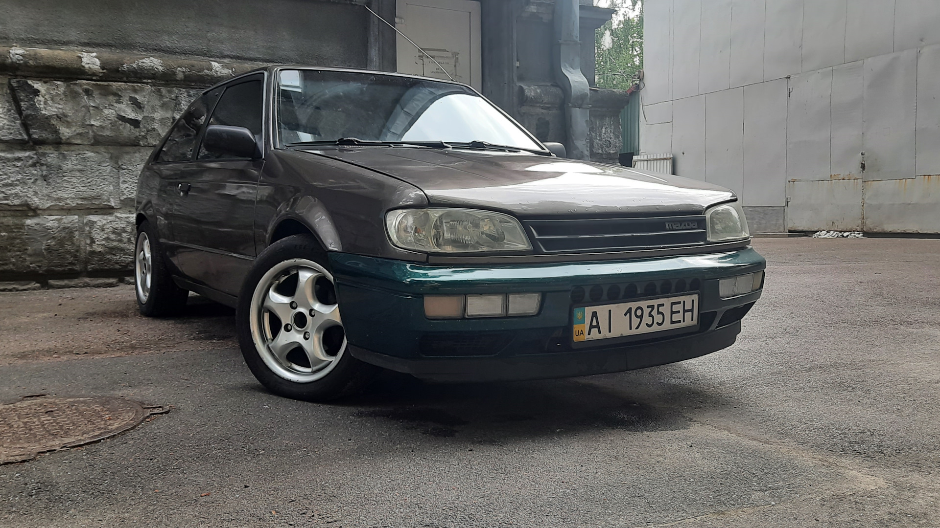 Продажа Mazda 323 III 1986 (бензин, МКПП) — с историей обслуживания ...