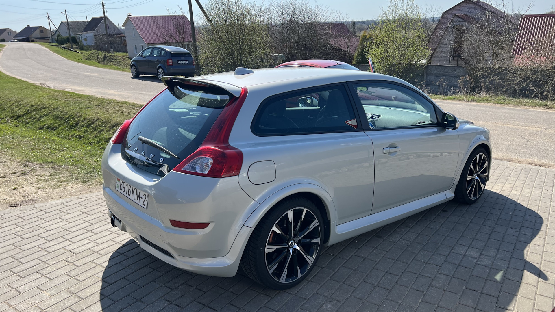 Volvo C30 1.6 дизельный 2011 | R-Design на DRIVE2