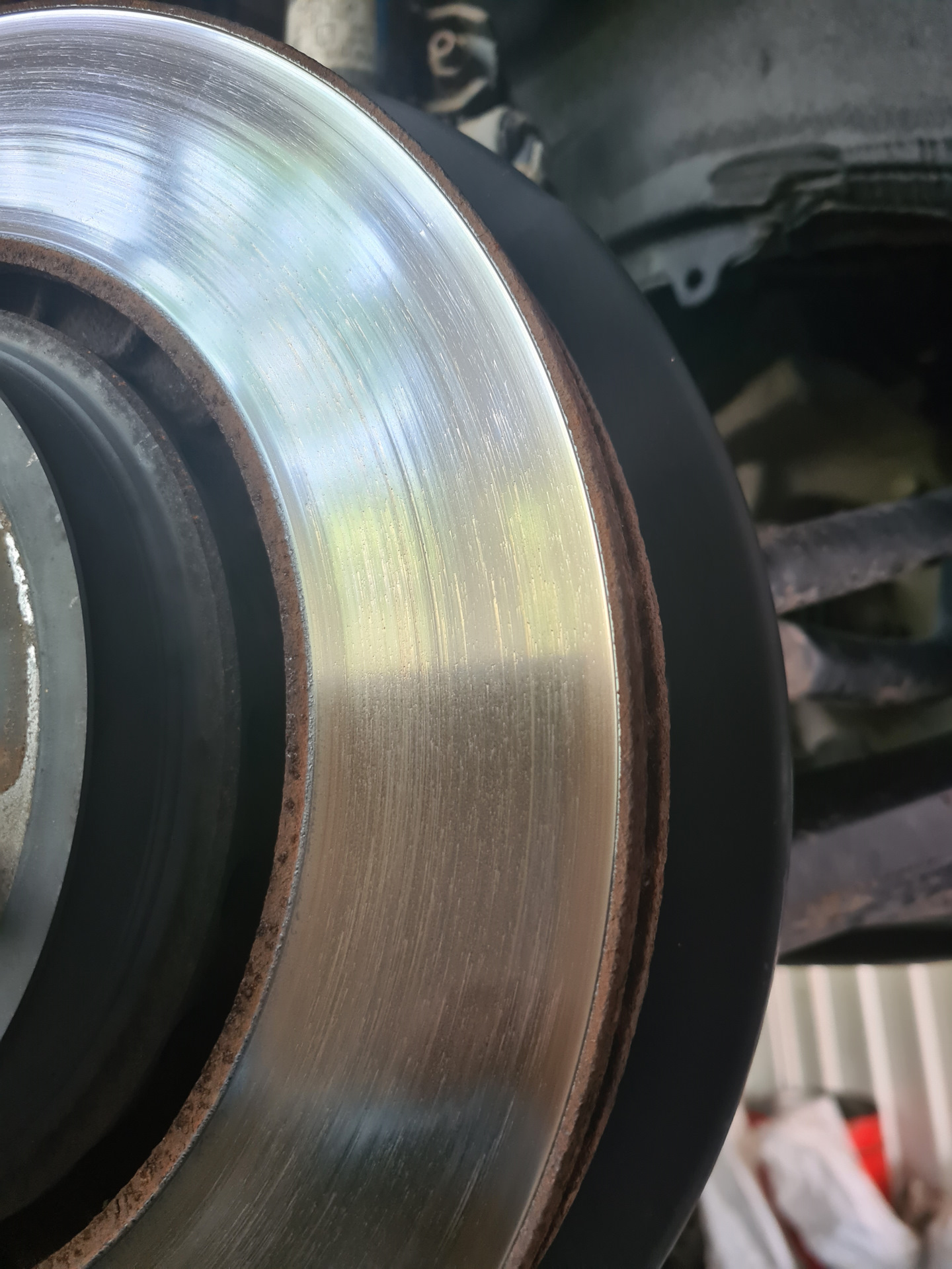 Замена тормозных дисков и колодок — Lexus RX (4G), 3,5 л, 2017 года ...