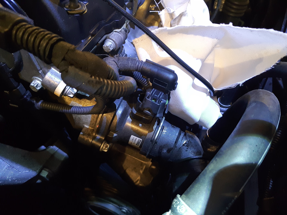 Грибовидный клапан — Chevrolet Cruze (1G), 1,4 л, 2014 года | своими ...