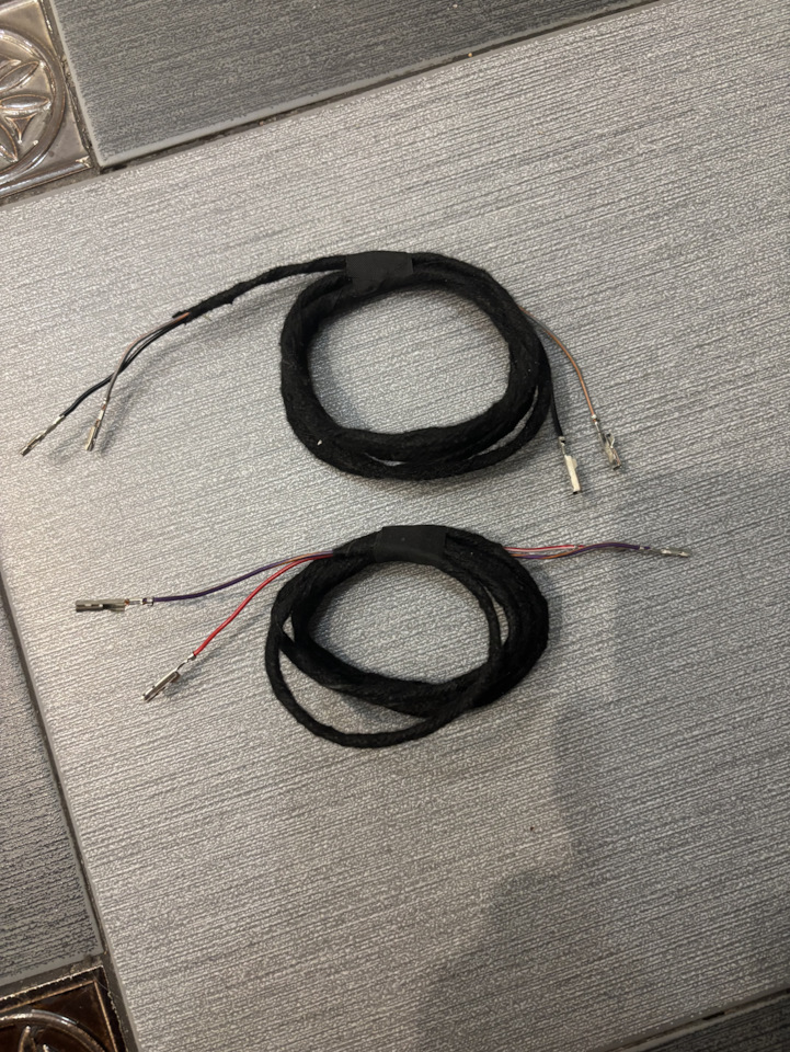 Проводка под tft volvo на Volvo S60 (2G), Volvo V60 (1G), Volvo XC60 ...