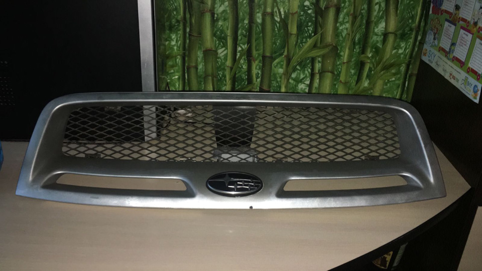 Клипсы крепления решетки Радиатора — Subaru Forester (SG), 2,5 л, 2004 ...