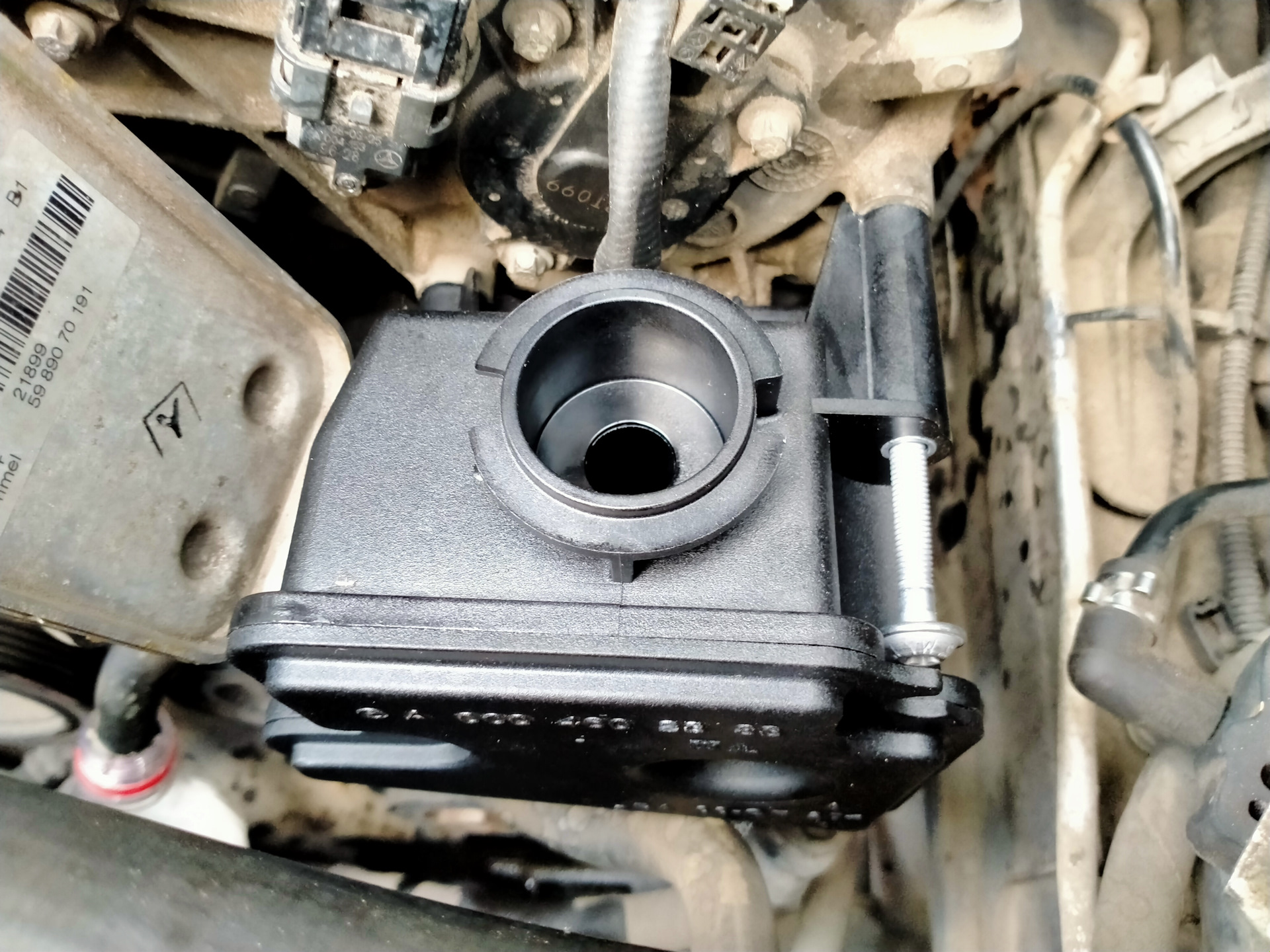 Гидроусилитель руля, замена жидкости и бачка — Mercedes-Benz C-Class ...