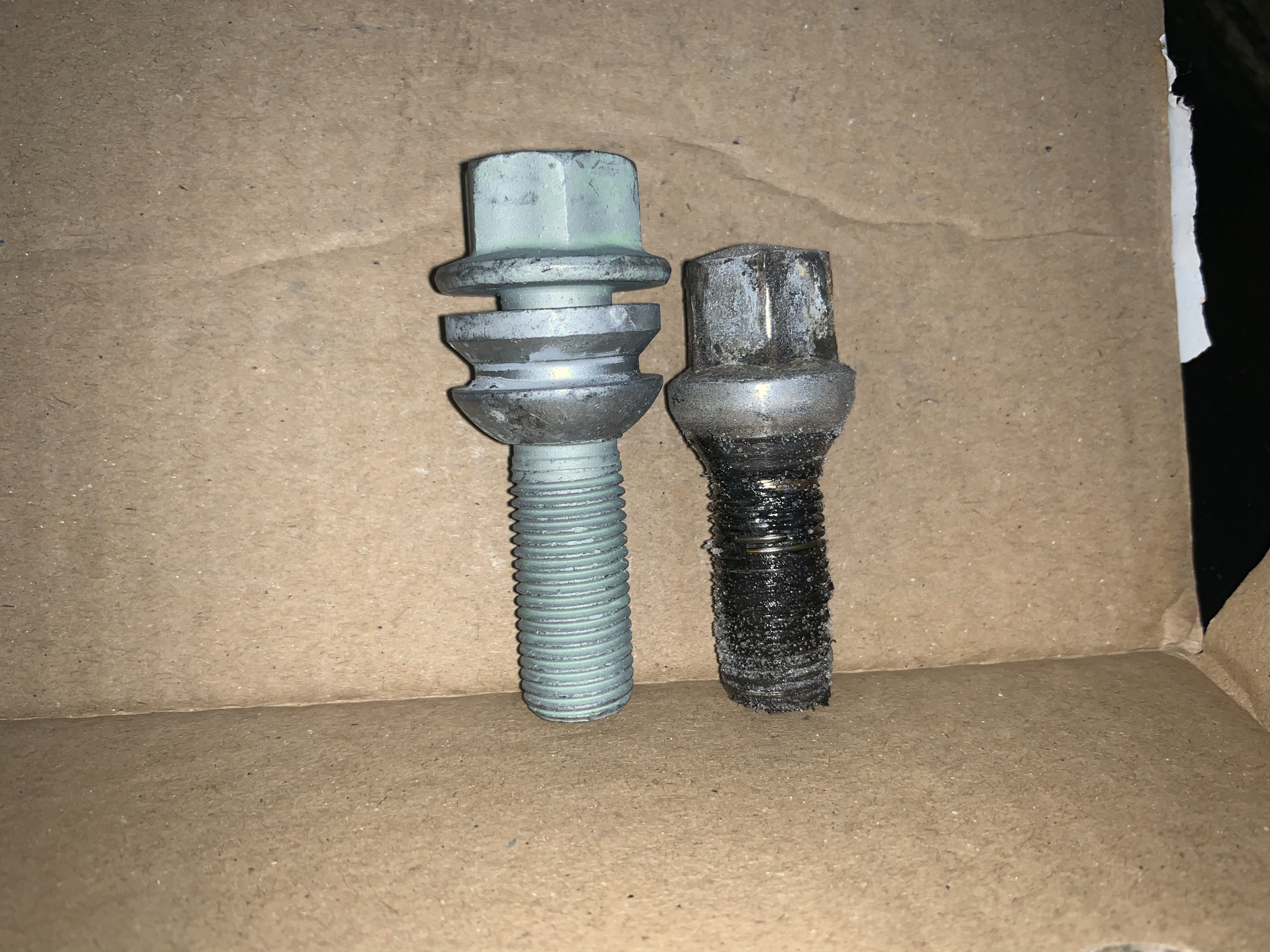 Колёсные болты — Porsche Cayenne (2G) 958, 3 л, 2012 года | своими ...