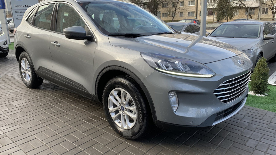 Ford Kuga (3G) 1.5 бензиновый 2021 | SOLAR SILVER 1.5 бензин на DRIVE2
