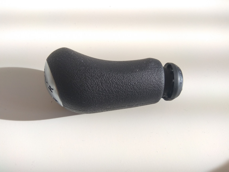 8200379950 Рукоятка рычага переключения п RENAULT | Запчасти на DRIVE2